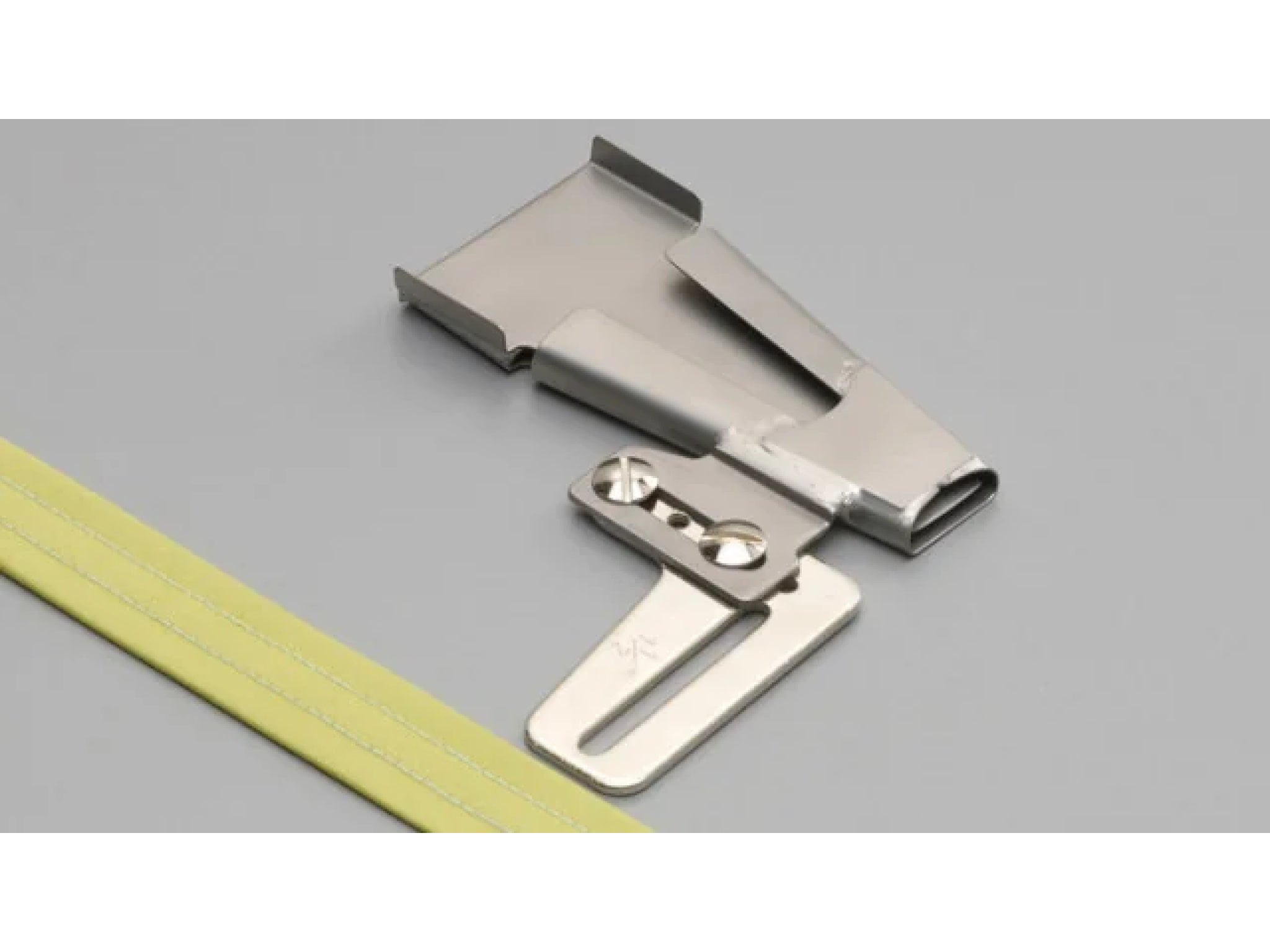 Belt Loop Binder 1-1/2" – B-Sew Inn